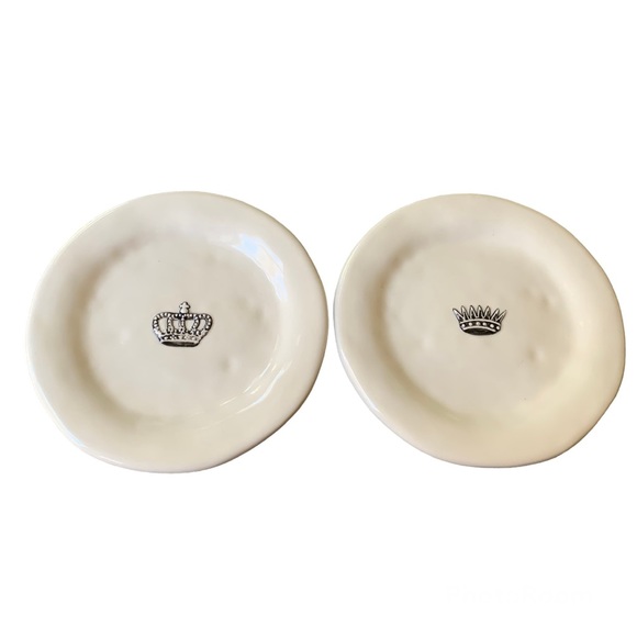 Rae Dunn | Dining | Set Of 2 Vintage Rae Dunn Dimple Crown Plates ...